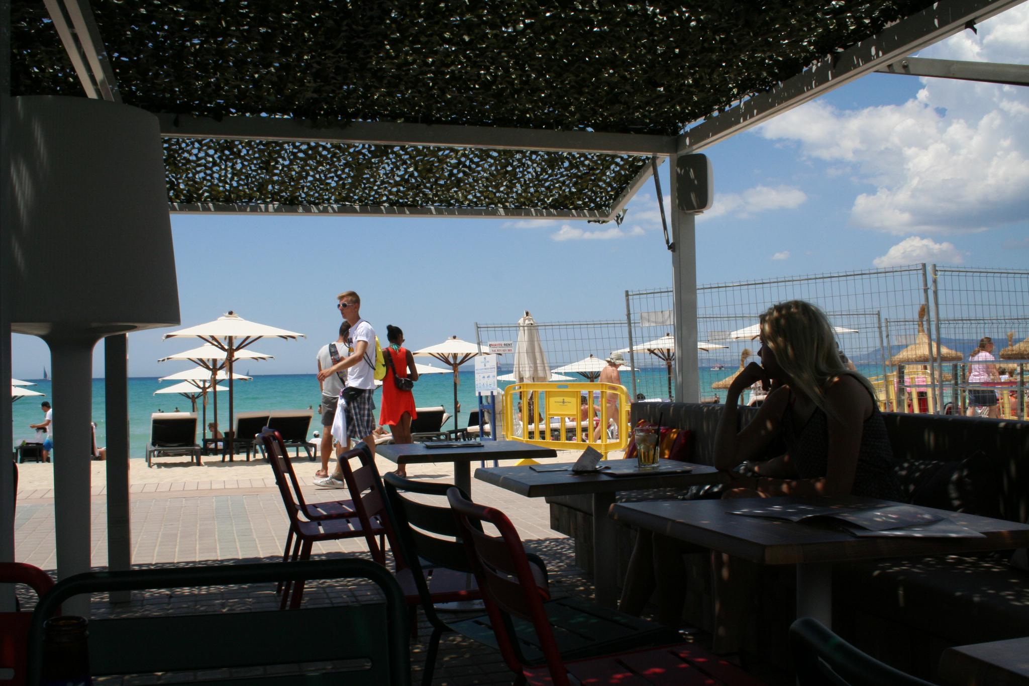 Fotogalerie: Strandbar "Balneario 4" im neuen Surfer-Look