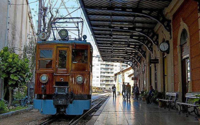 Der "Rote Blitz" auf Mallorca rollt früher als gedacht wieder