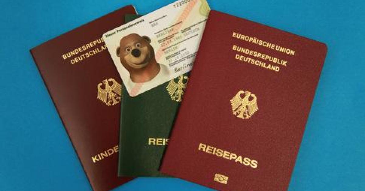 In 8 Schritten zum neuen Ausweispapier - eine handliche ...